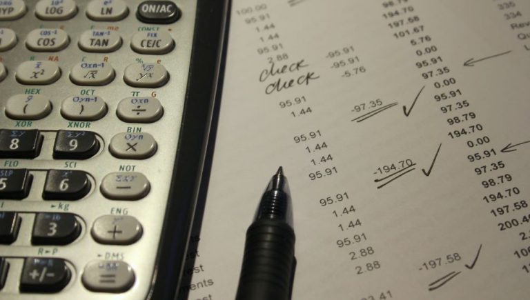 Kako razlikovati predračun, ponudu i avansni račun? | Biznis.rs