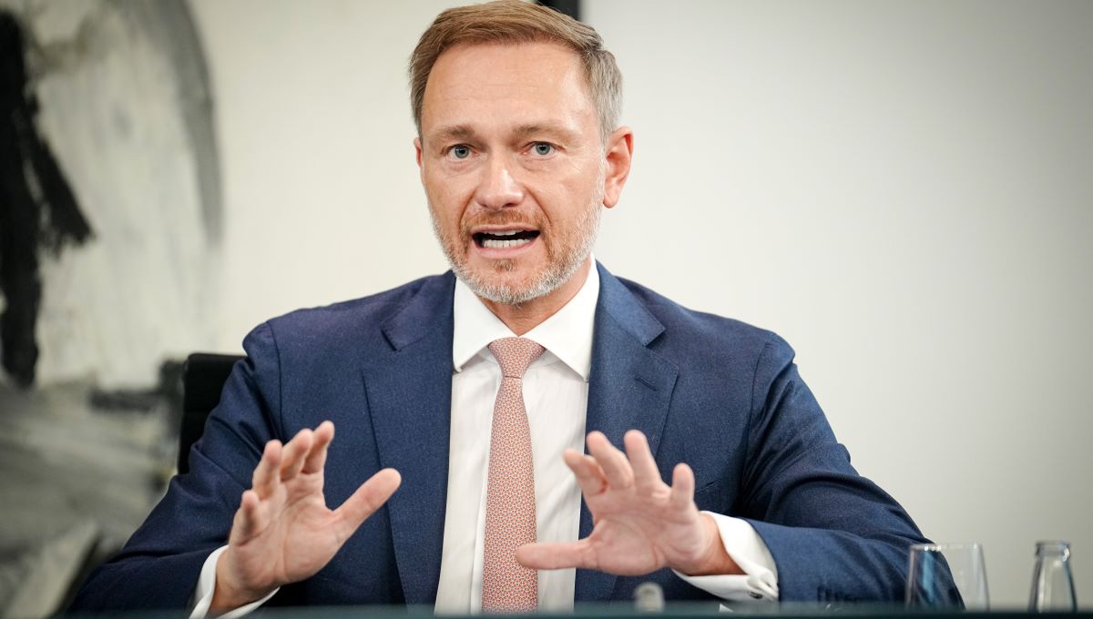 Kristijan Lindner odbacio kritike EU o merama protiv krize | Biznis.rs