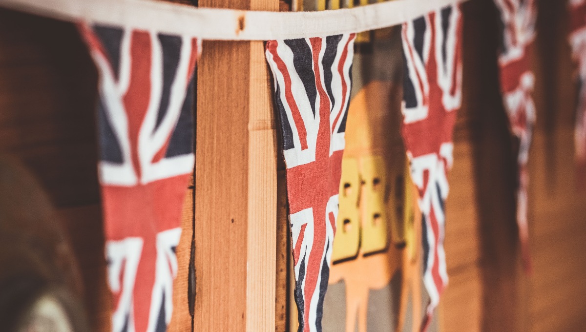 Velika Britanija suočena sa najvećim padom standarda u poslednjih 70 ...